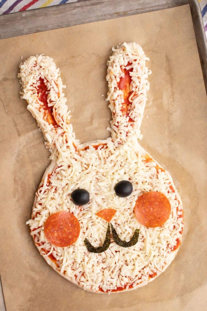 How to Make Adorable Bunny Pizza