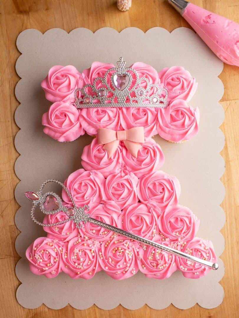 How to Make a Princess Cupcake Cake